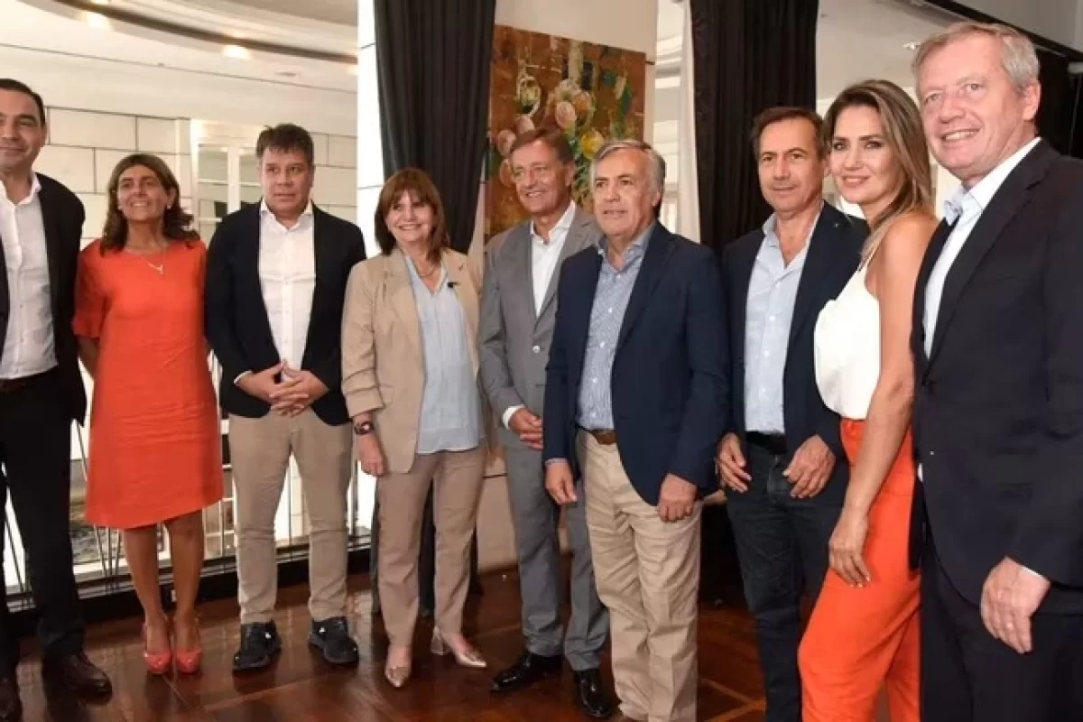 Bullrich y una foto desde Mendoza que agita la interna de Juntos por el Cambio | Diario de Cuyo