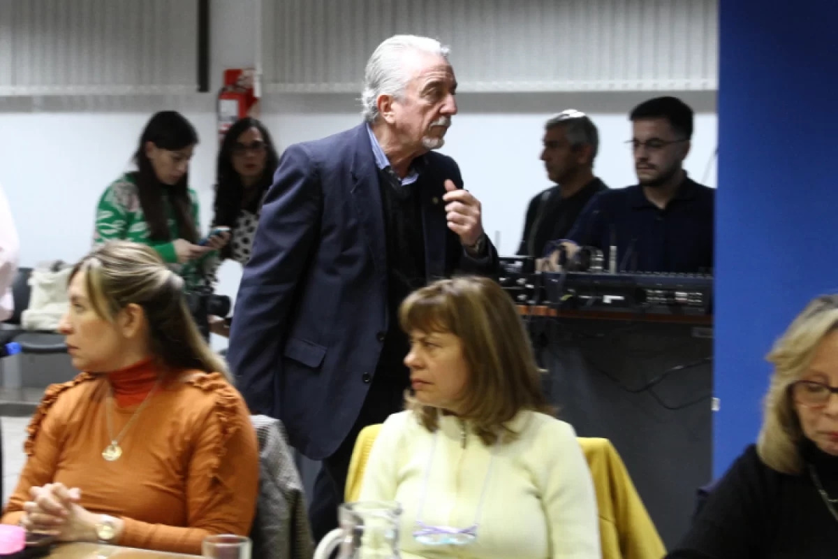 Habló la mujer que denunció por acoso al decano Bloch: “La tibieza de ...