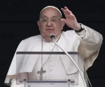 Nuevo parte médico del papa Francisco: el Vaticano informó que mostró una leve mejoría | Diario ...